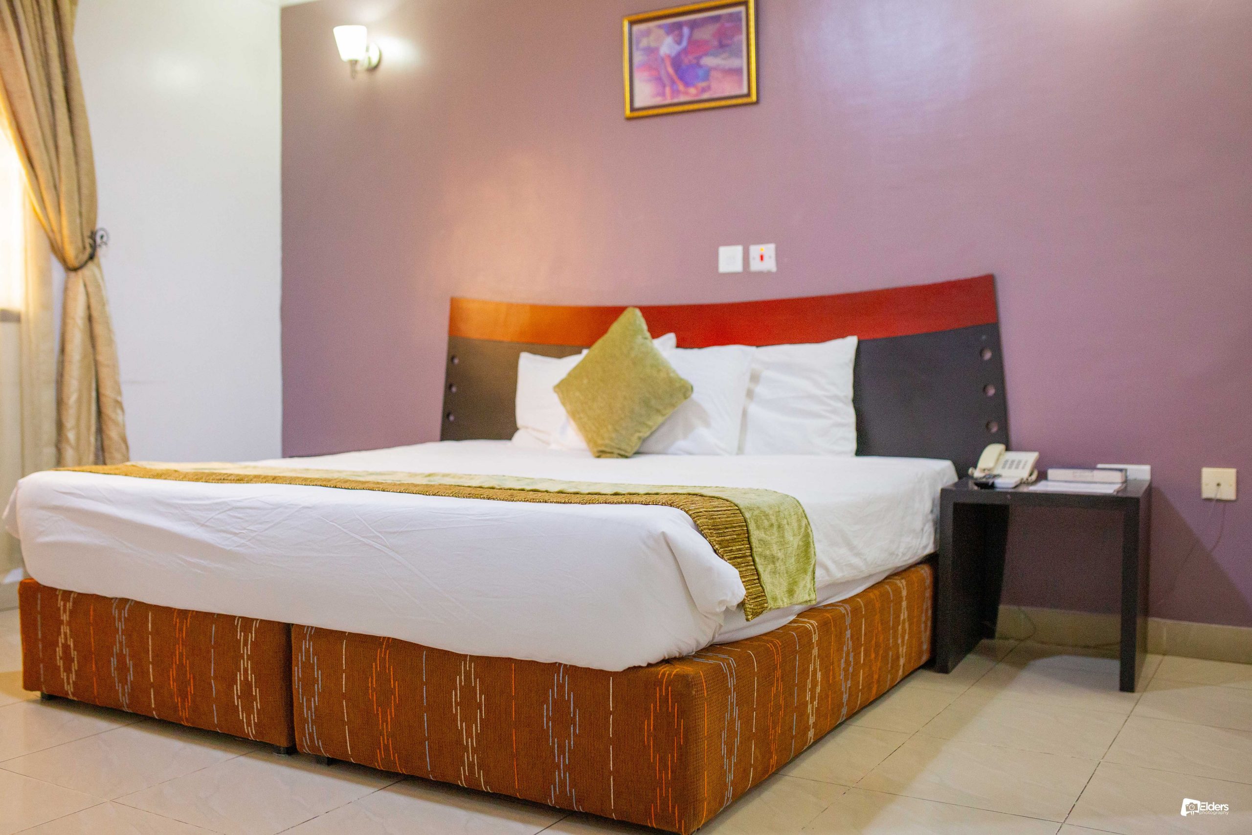 Express Gold (Ikeja) - Suru Express Hotel
